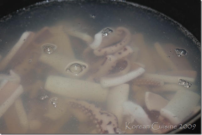 Korean Cuisine: Ojinguh Moochim - Cold Squid with Cucumbers - (오징어 무칩)